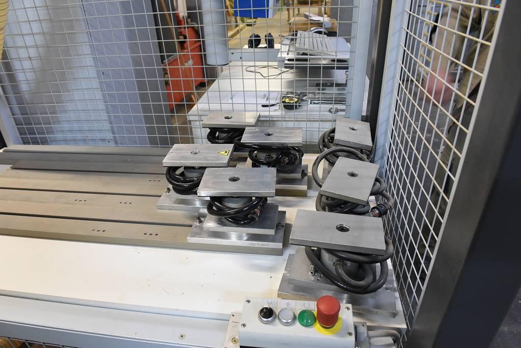 HOMAG Clamping device for scantlings - WOOD TEC PEDIA