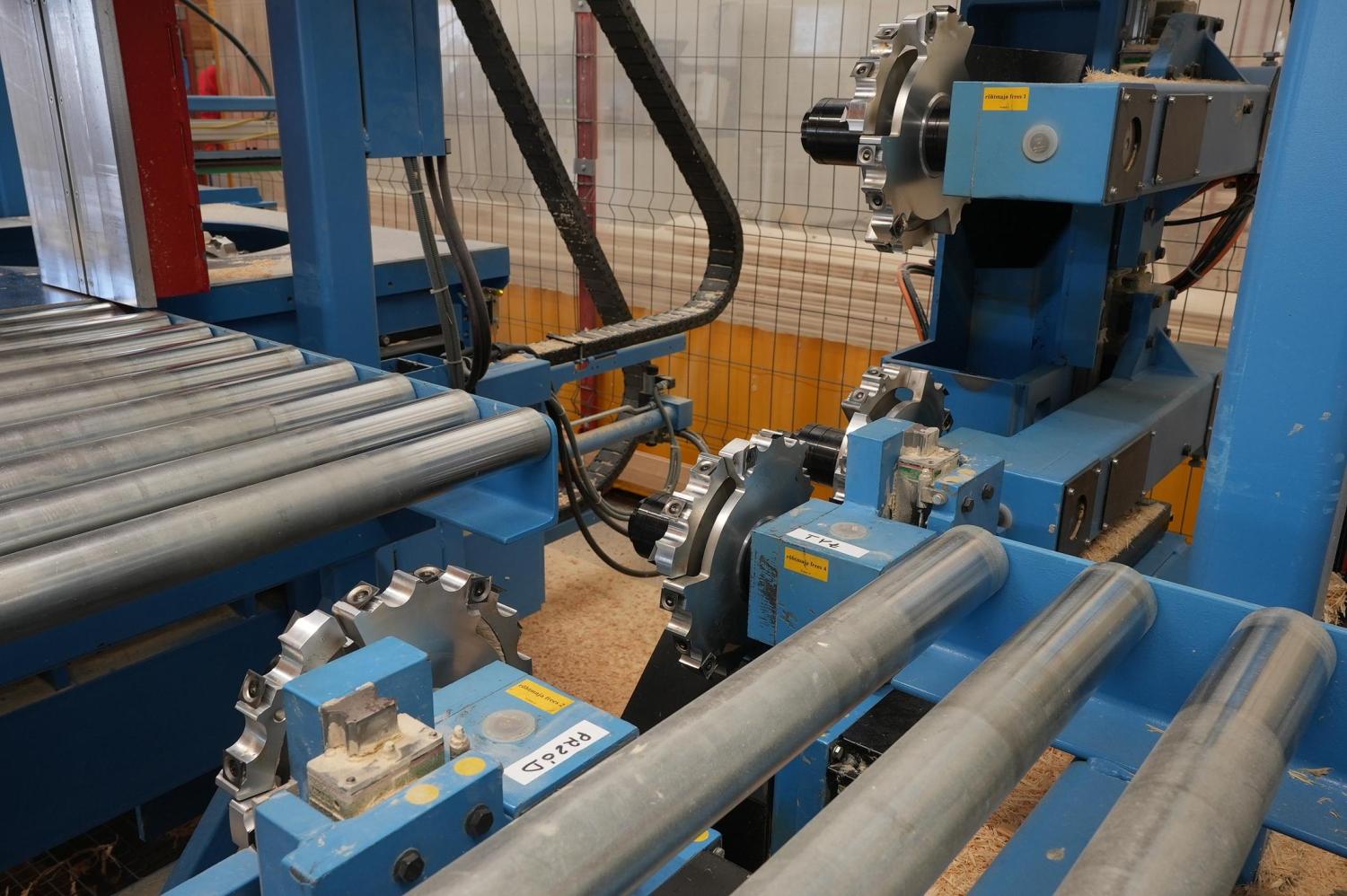 HUNDEGGER Log house aggregate - WOOD TEC PEDIA