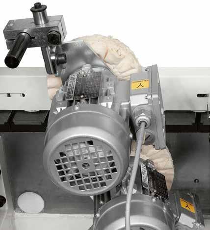 SCM SP V - WOOD TEC PEDIA