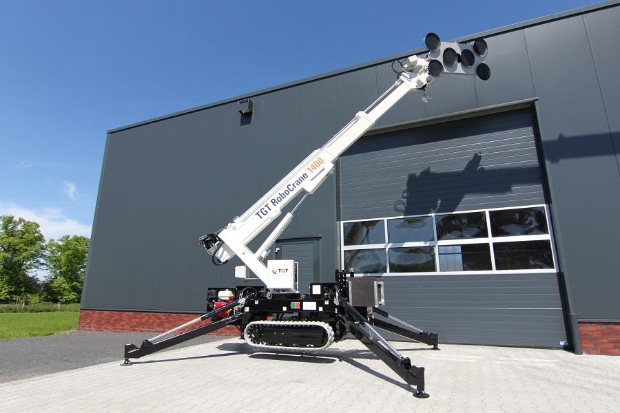 TGT RoboCrane 1400 - WOOD TEC PEDIA